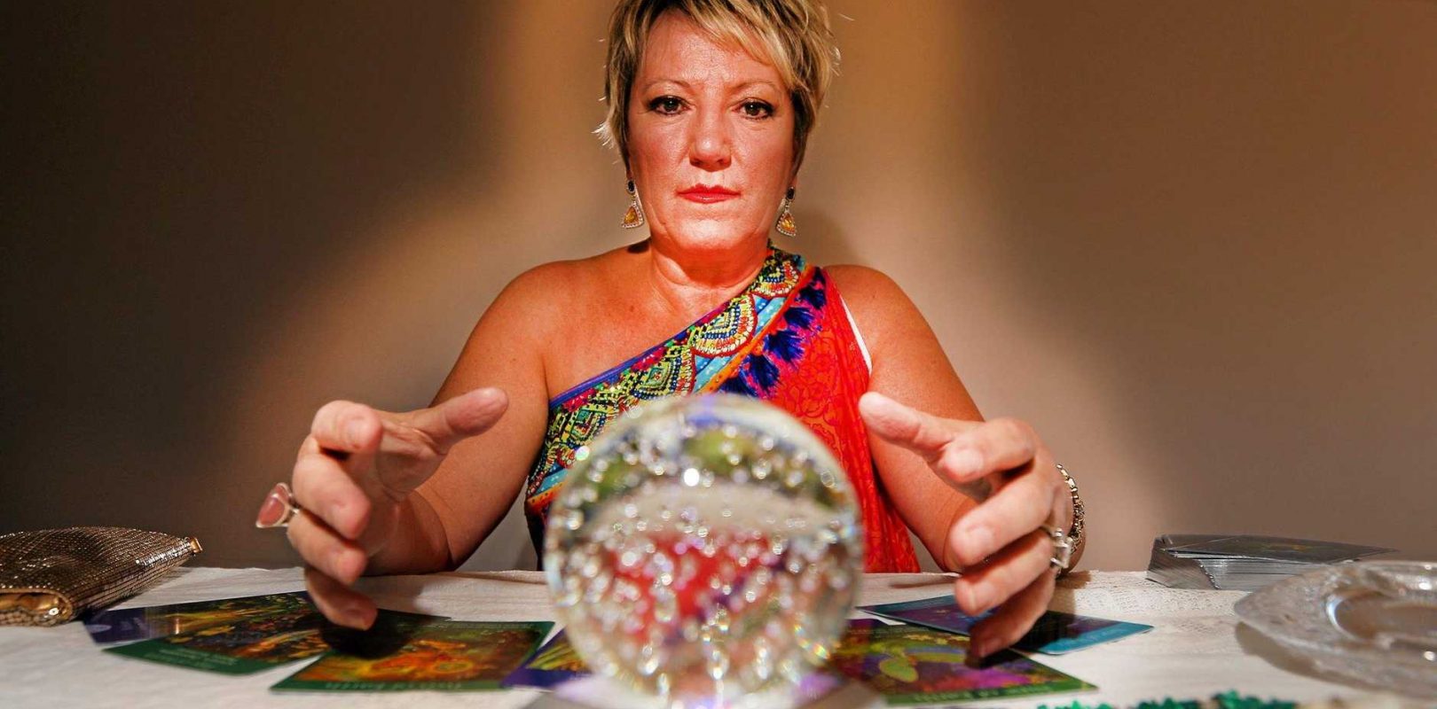 How a Love Psychic Can Help You - PsychicOz